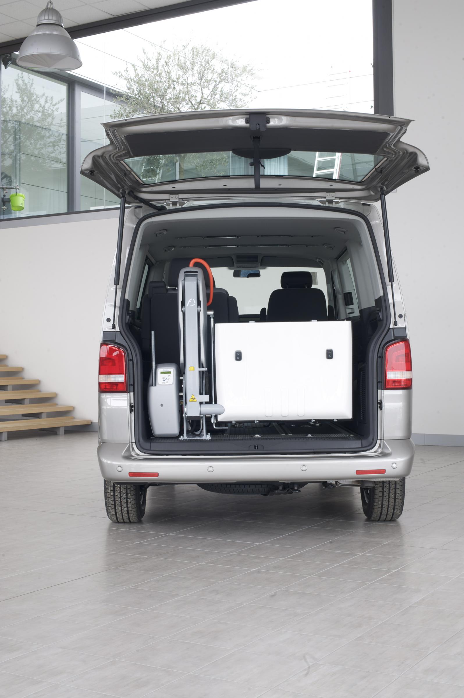 Volkswagen Multivan rolstoelbus | Bij Freedom Auto Aanpassingen