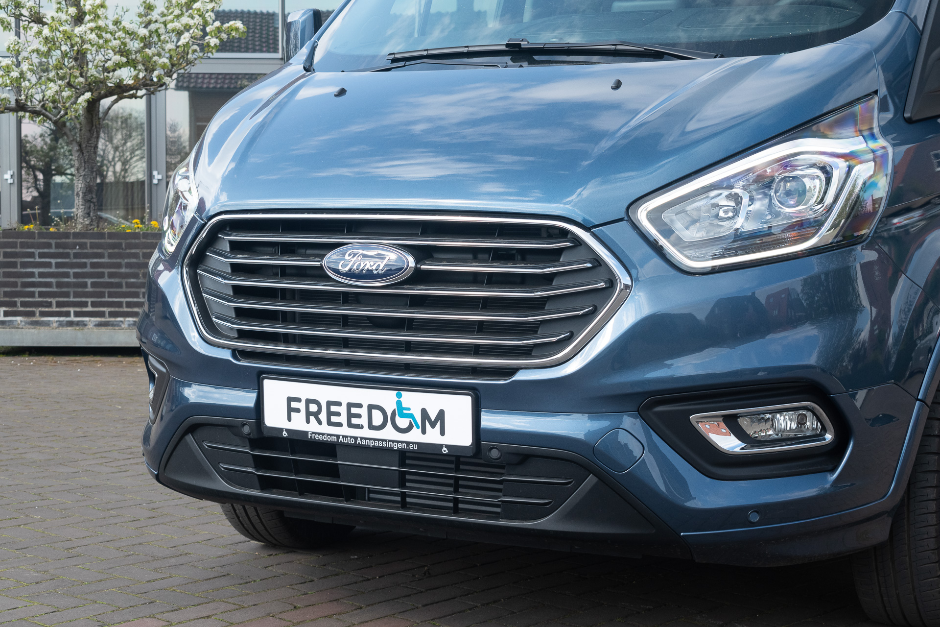 Ford Tourneo / Transit Independence™ Rolstoelbus | Freedom AA